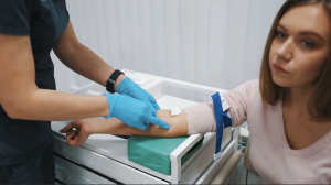 How Hypnosis Helped a Patient Overcome Her Lifelong Fear of Needles and ...